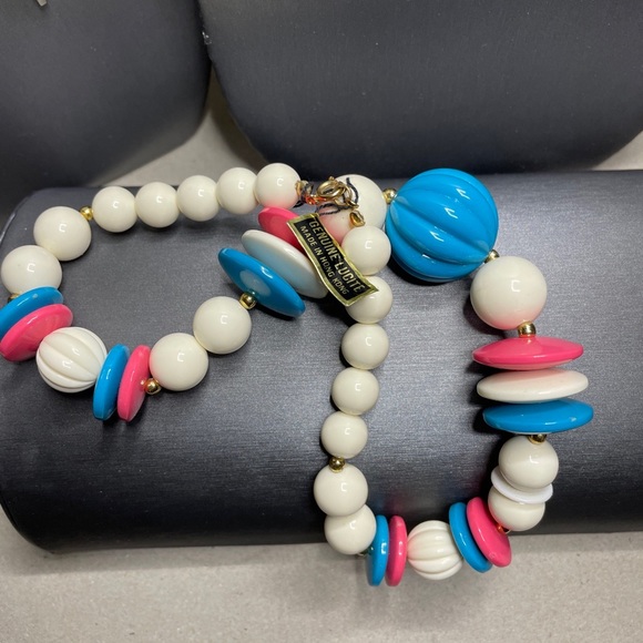 Estate | Jewelry | Genuine Lucite Vintage 6 Fun Funky Pop Of Spring ...